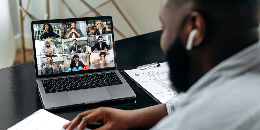 9 tips to manage remote employees